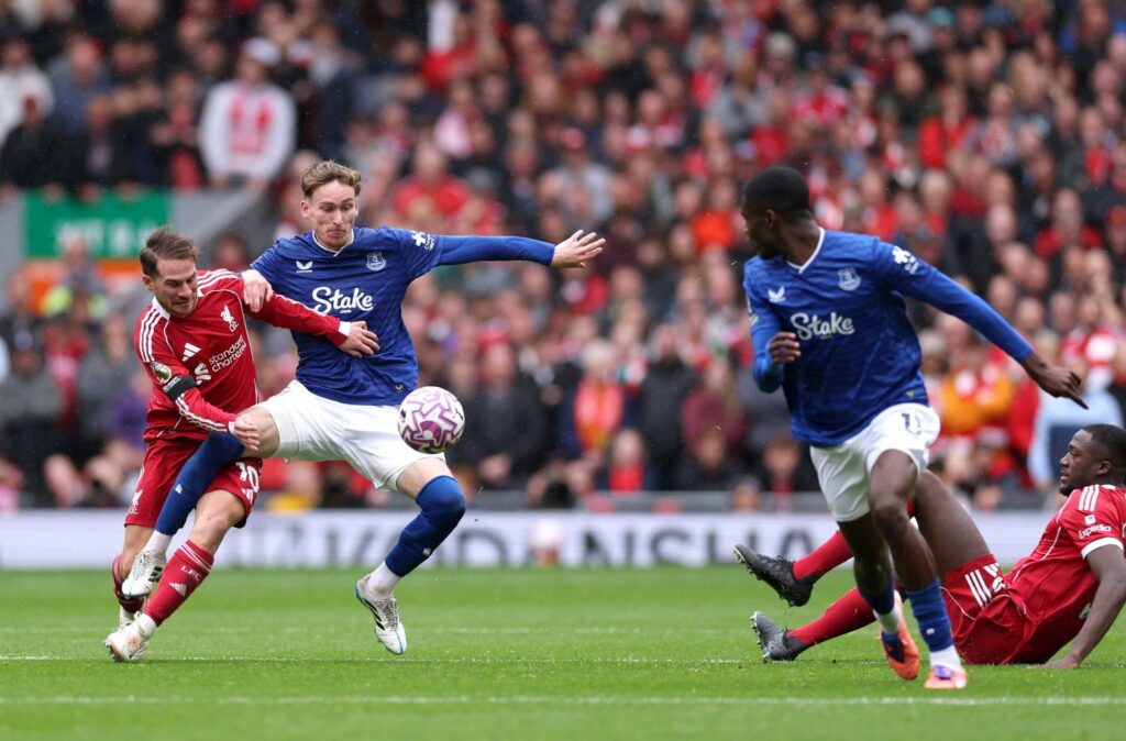 Liverpool Beat Everton 2 1 As Stoppage time Controversy Fuels Calls For