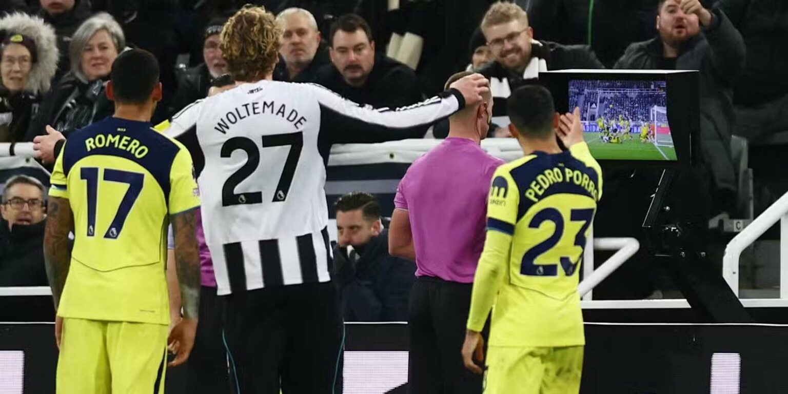 Romero’s Stoppage-Time Bicycle Kick Ensures Dramatic Tottenham Comeback at Newcastle ...